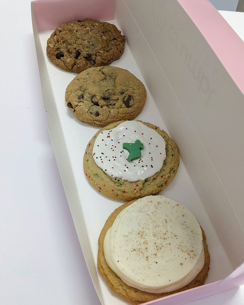 How Much Do Crumbl Cookies Cost? Find Out The Prices! – Dannee Thai ...